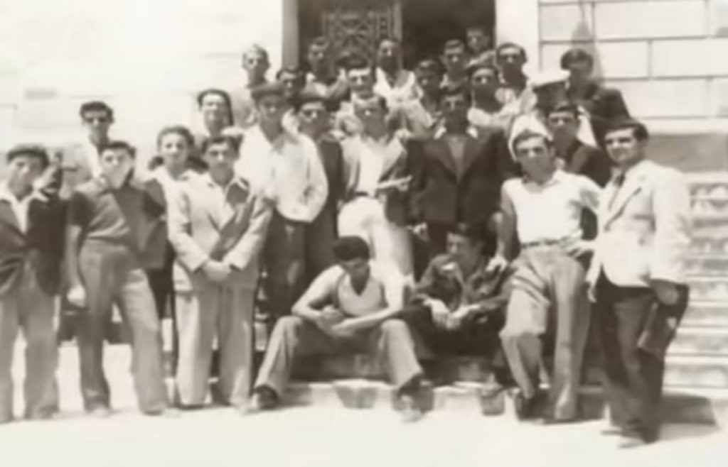 Φωτογραφίες από τη ζωή του Μίκη Θεοδωράκη - Μίκης Θεοδωράκης Οδηγός