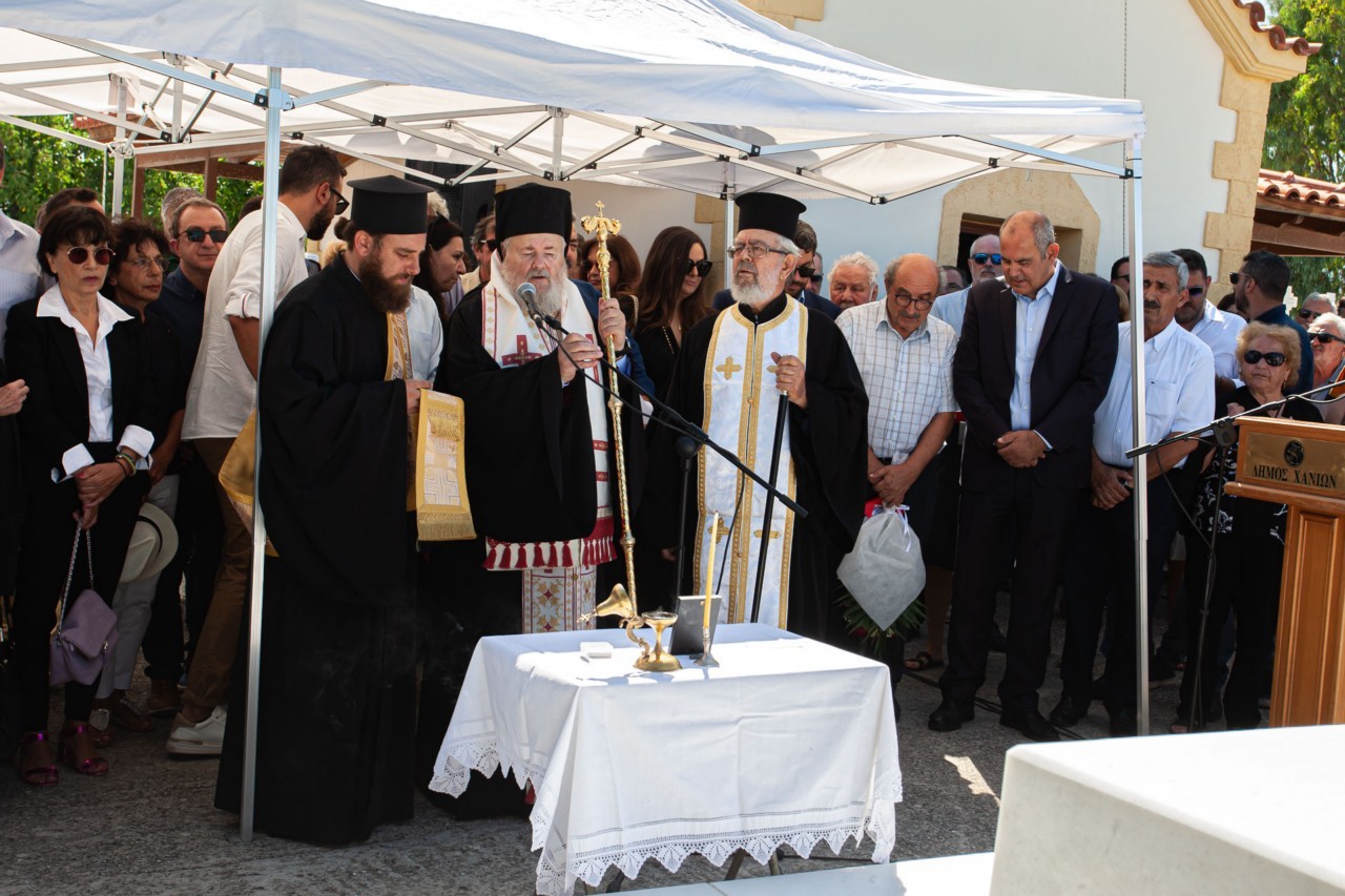 Το ετήσιο Μνημόσυνο του Μίκη Θεοδωράκη στα Χανιά - Μίκης Θεοδωράκης Οδηγός