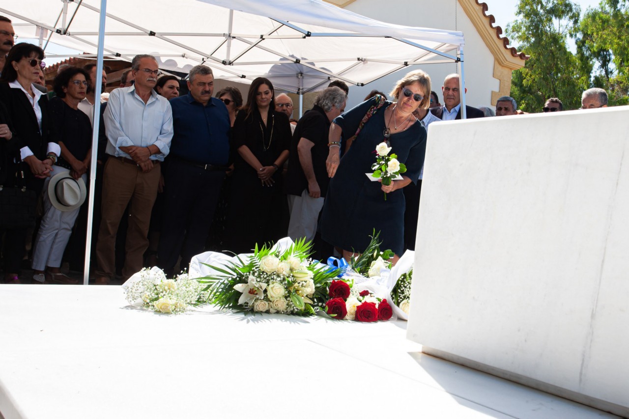 Το ετήσιο Μνημόσυνο του Μίκη Θεοδωράκη στα Χανιά - Μίκης Θεοδωράκης Οδηγός